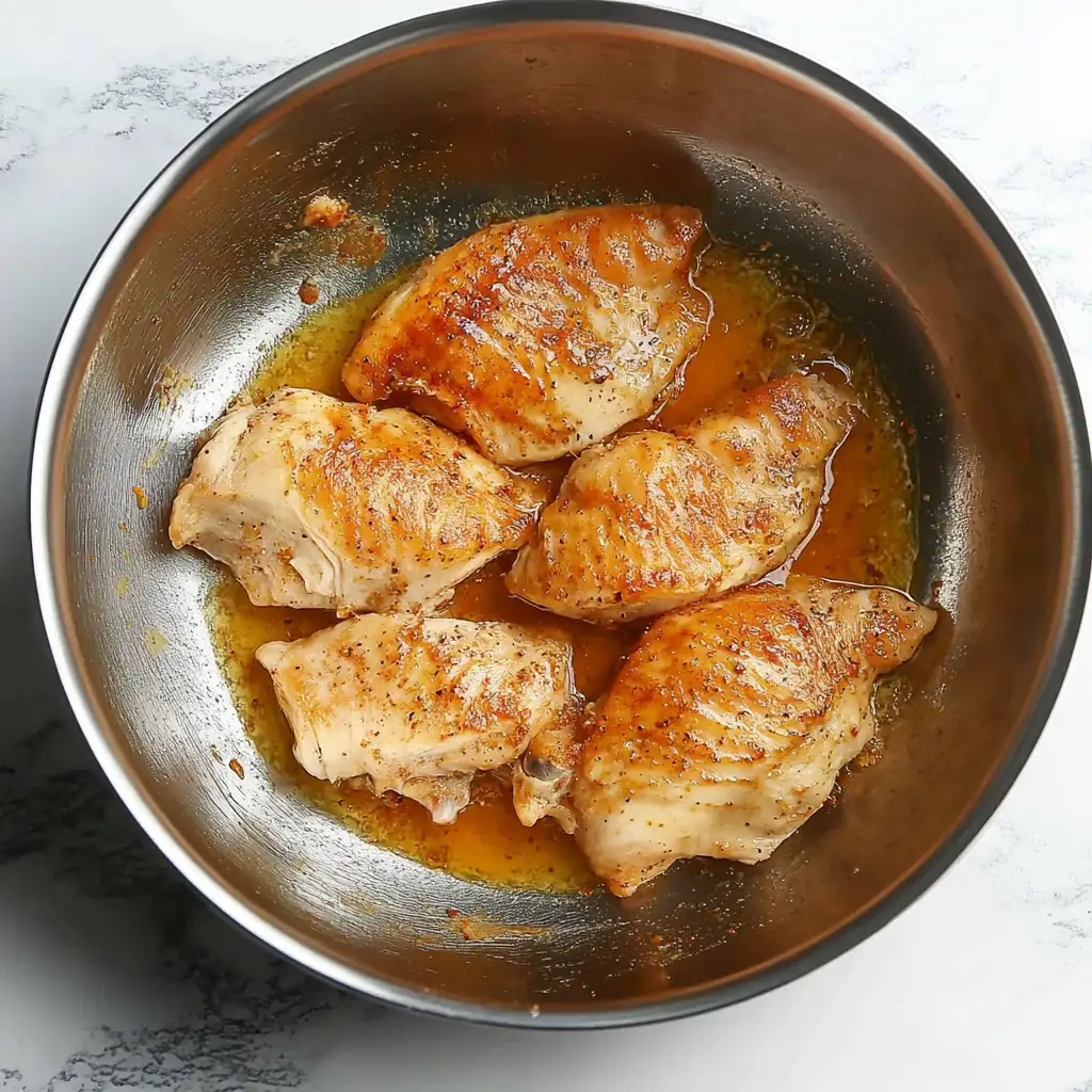 Creamy Chicken Spaghetti – Cheesy, Comforting, and Easy!